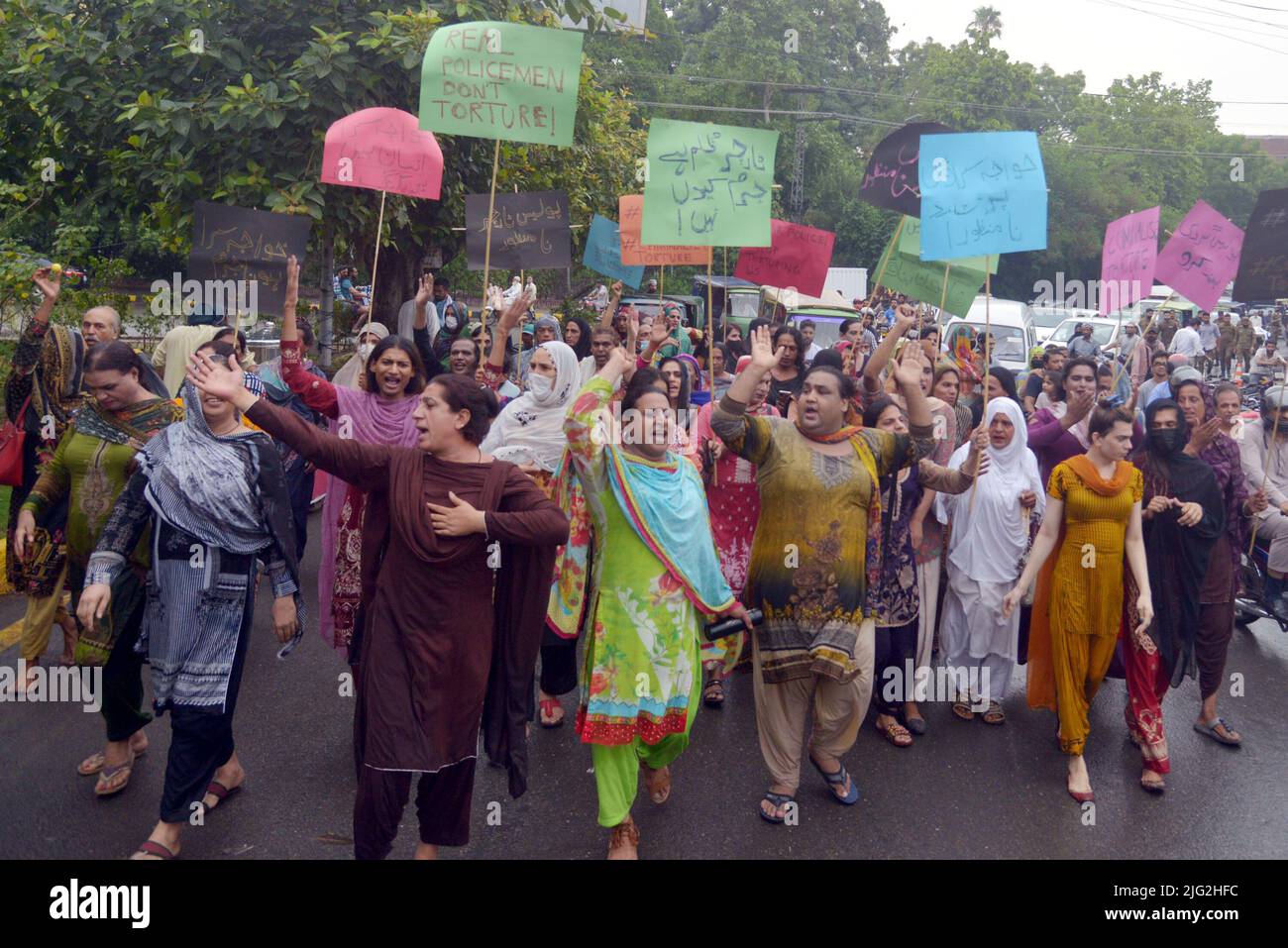 Lahore, Punjab, Pakistan. 6th July, 2022. Pakistani transgender ...
