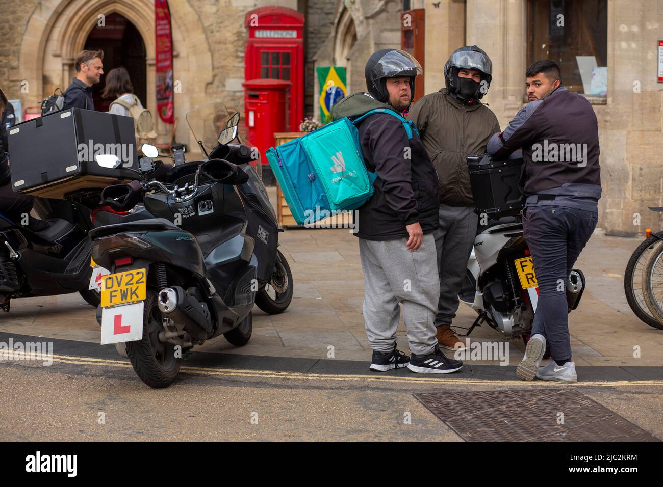 Deliver drivers in the centre of Oxford, Oxfordshire, England, UK, wait ...