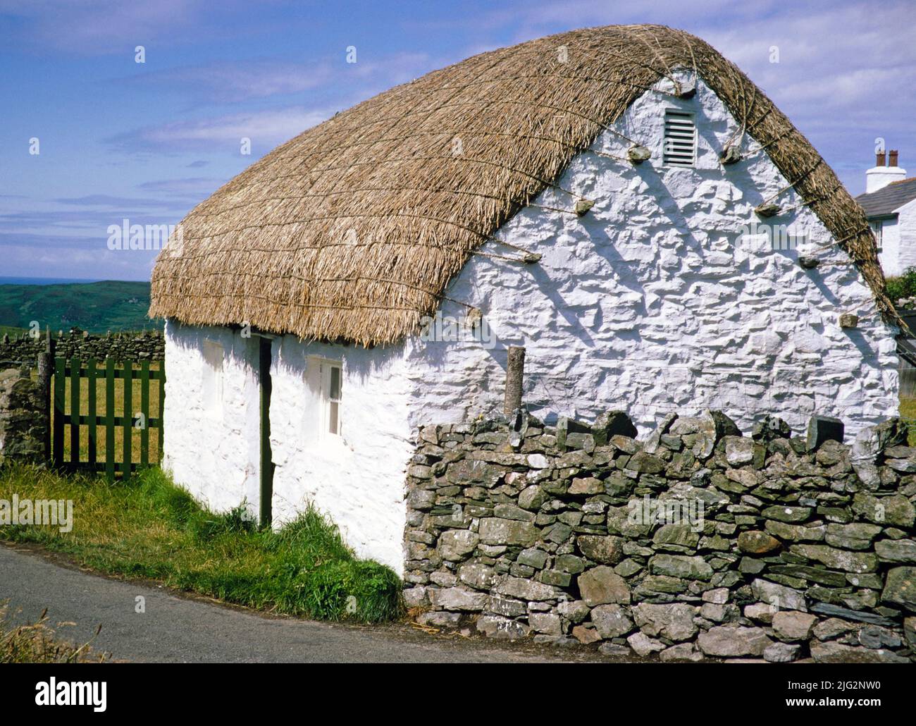 Traditional thatched house, Manx Cottage, Cregneish, Isle of Man ...