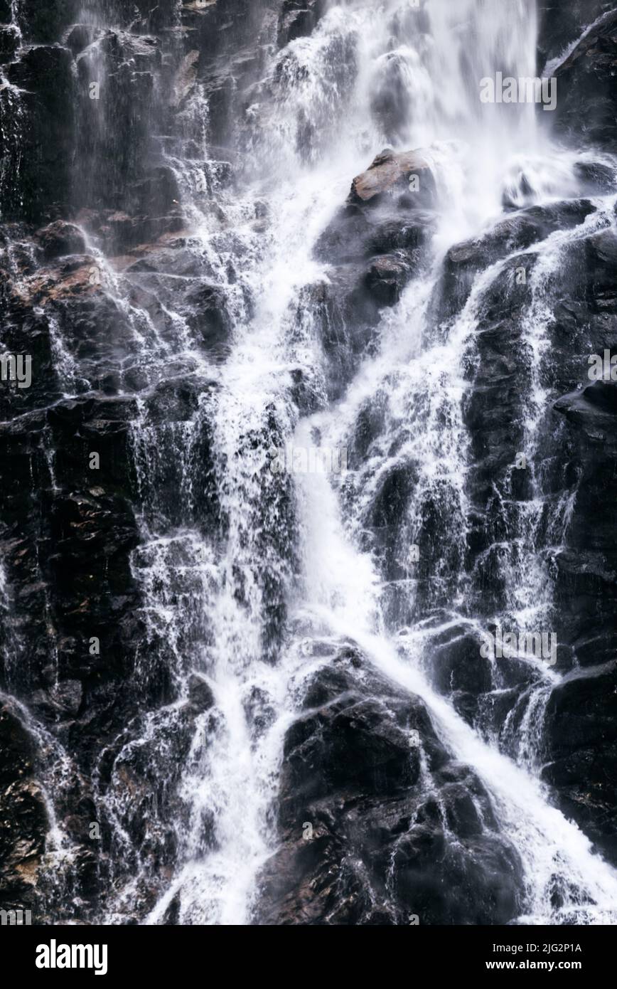 Dramatic cliff waterfall hi-res stock photography and images - Alamy