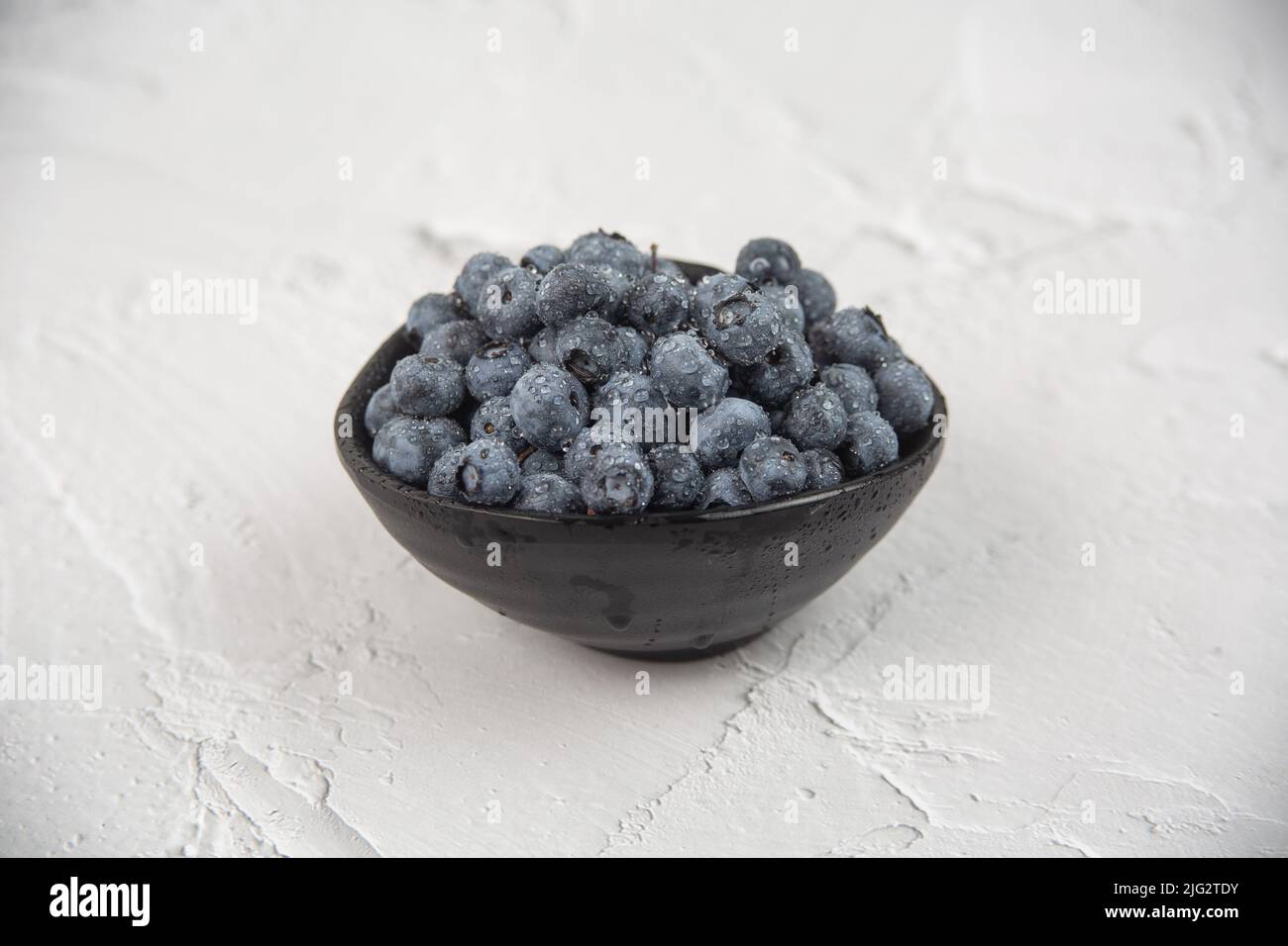 Blueberry pile hi-res stock photography and images - Alamy