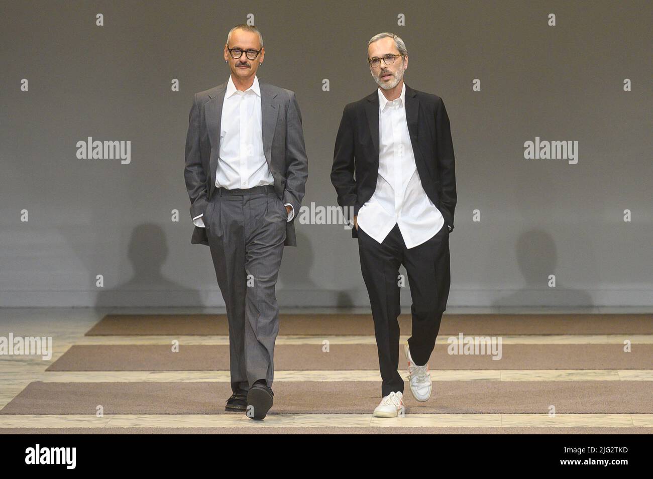 Viktor and rolf fall 2023 couture hi-res stock photography and images ...