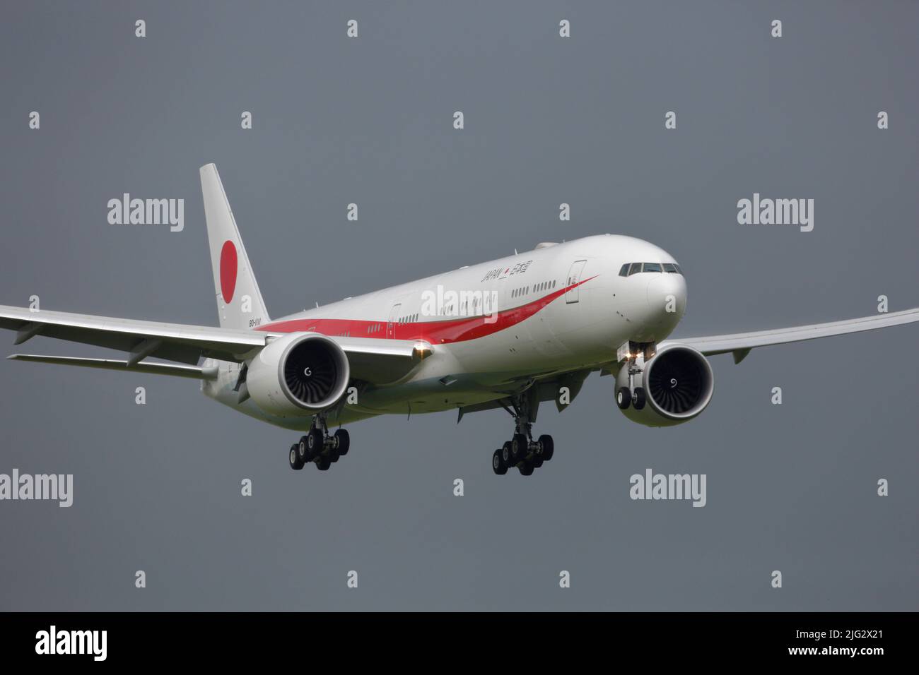 80-1111 Japan Air Self-Defence Force (JASDF) Boeing 777-300ER the ...