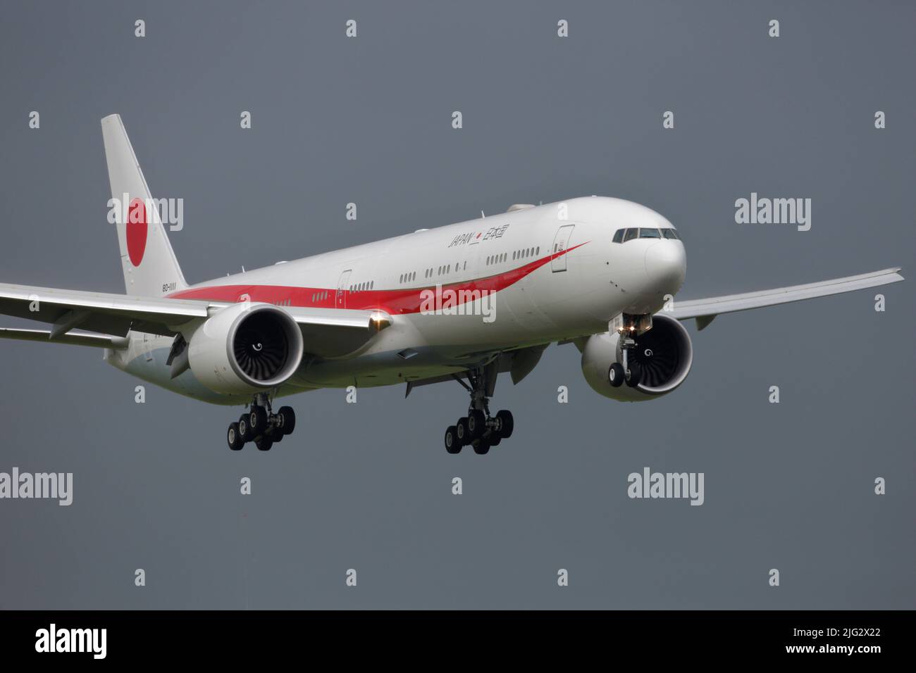 80-1111 Japan Air Self-Defence Force (JASDF) Boeing 777-300ER the ...