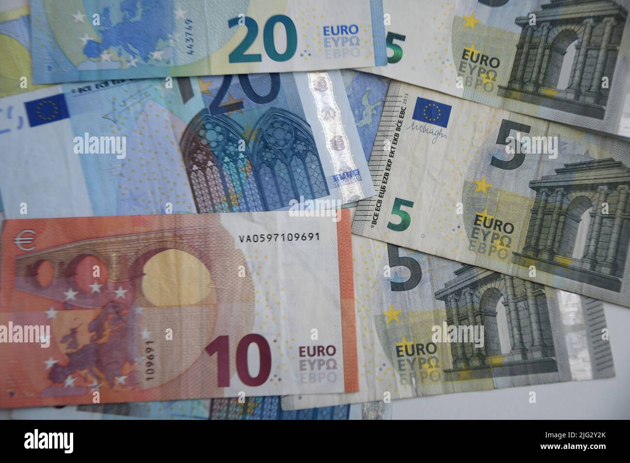 Europeoan union currency hi-res stock photography and images - Alamy