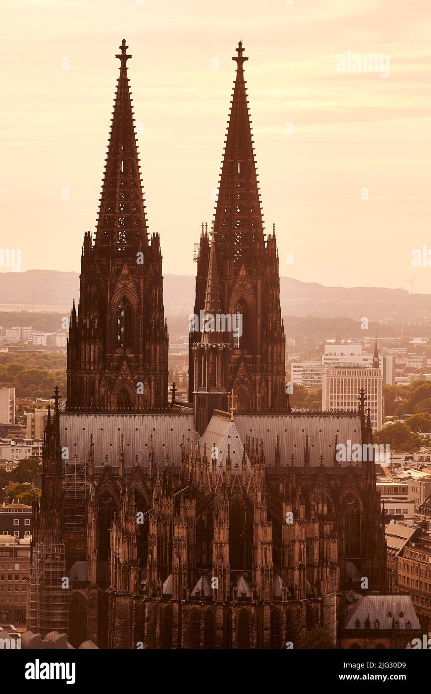 Kölner dom aerial hi-res stock photography and images - Alamy