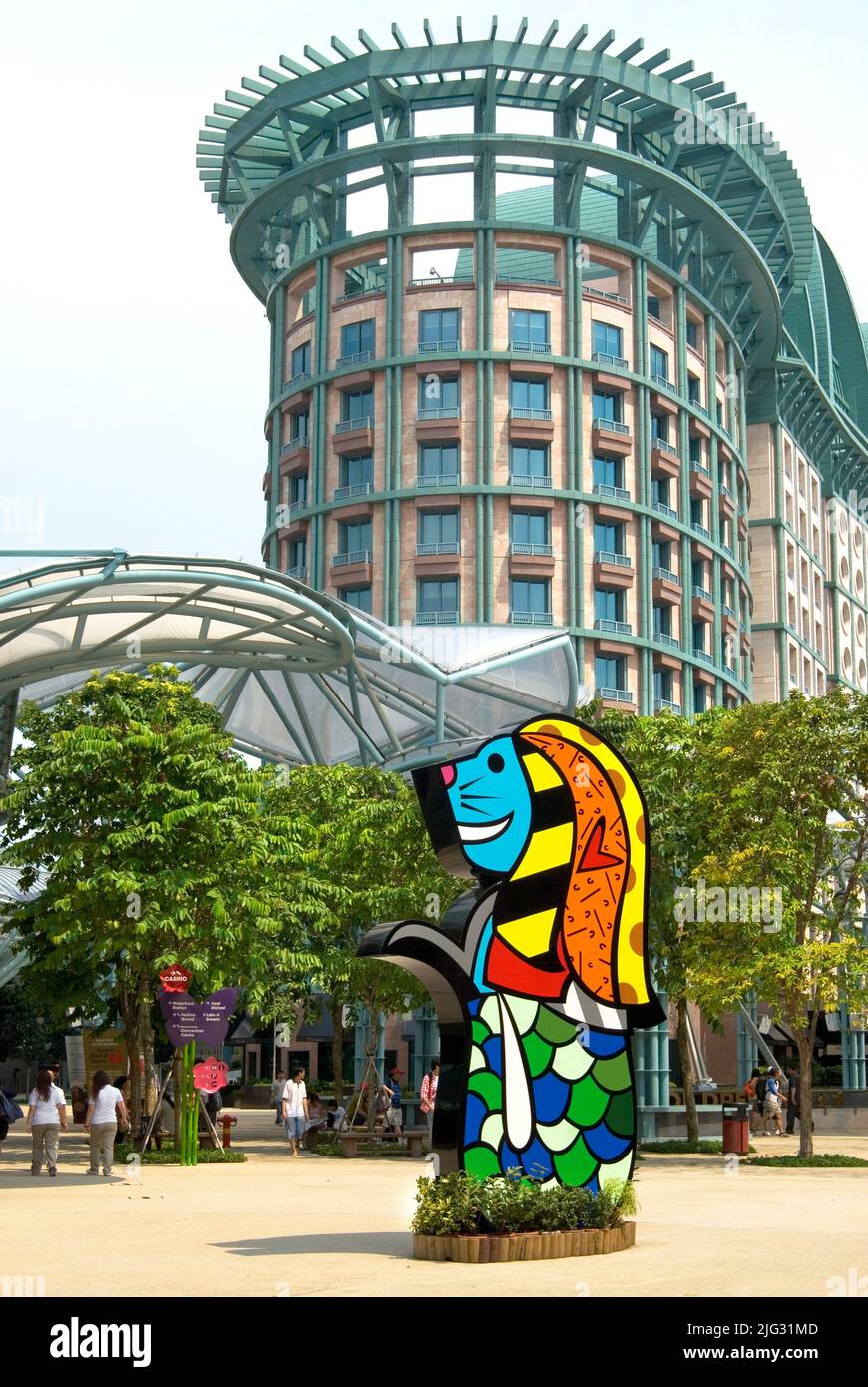 Merlion statue at the Merlion Plaza on Sentosa Island, Singapore ...