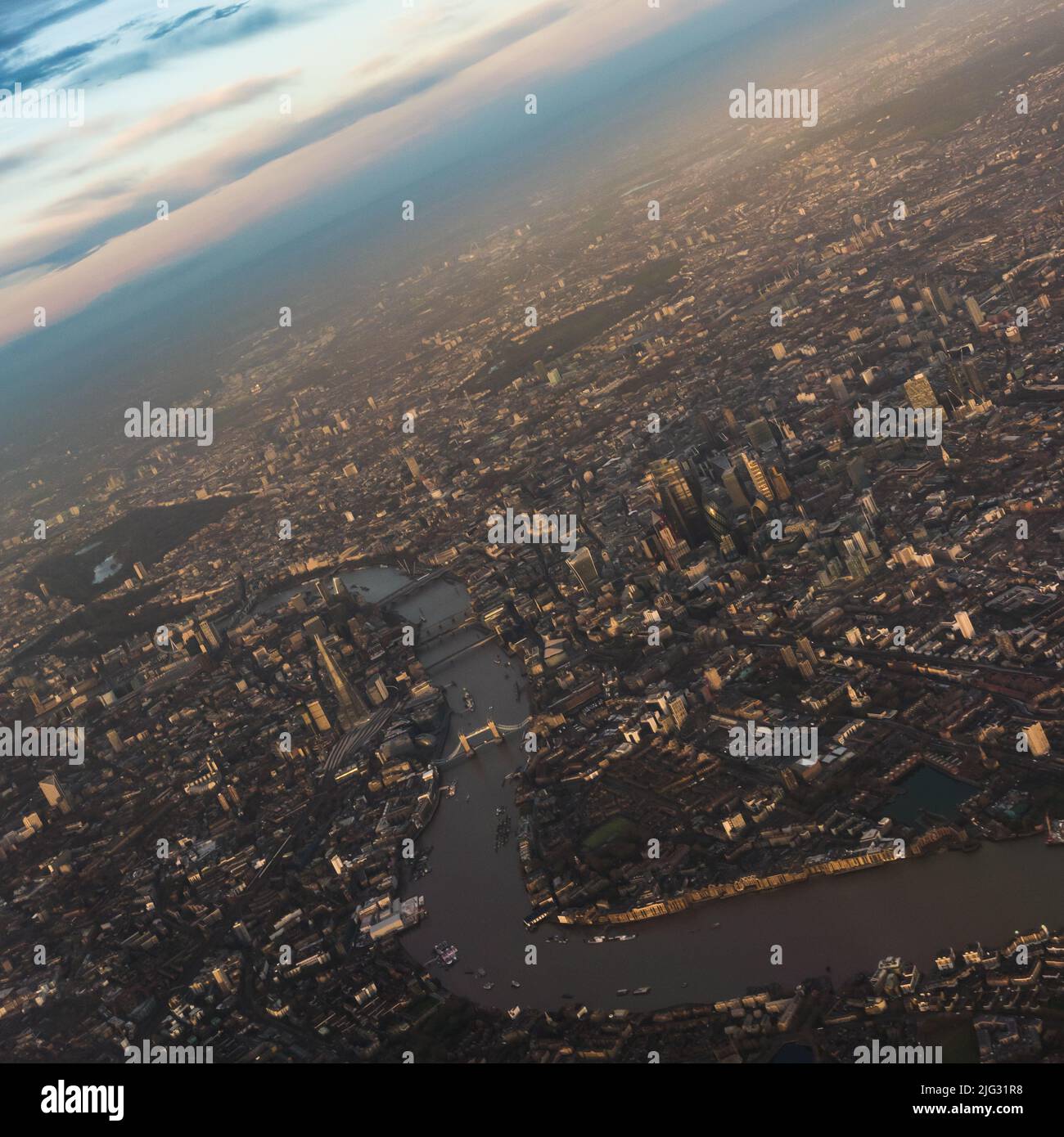 Aerial view of the Thames through London at dawn Stock Photo - Alamy