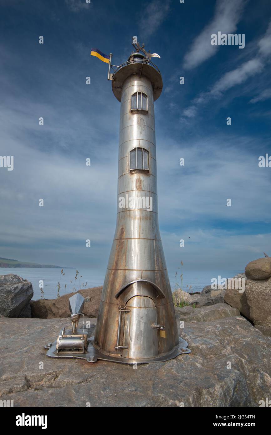 Stonehaven Bay boardwalk sculpture Stock Photo - Alamy