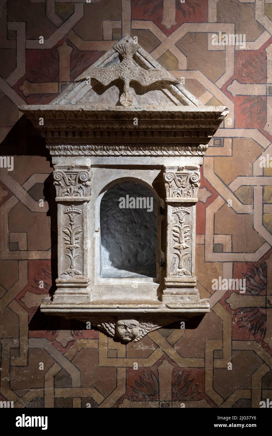 Gradara castle hi-res stock photography and images - Alamy