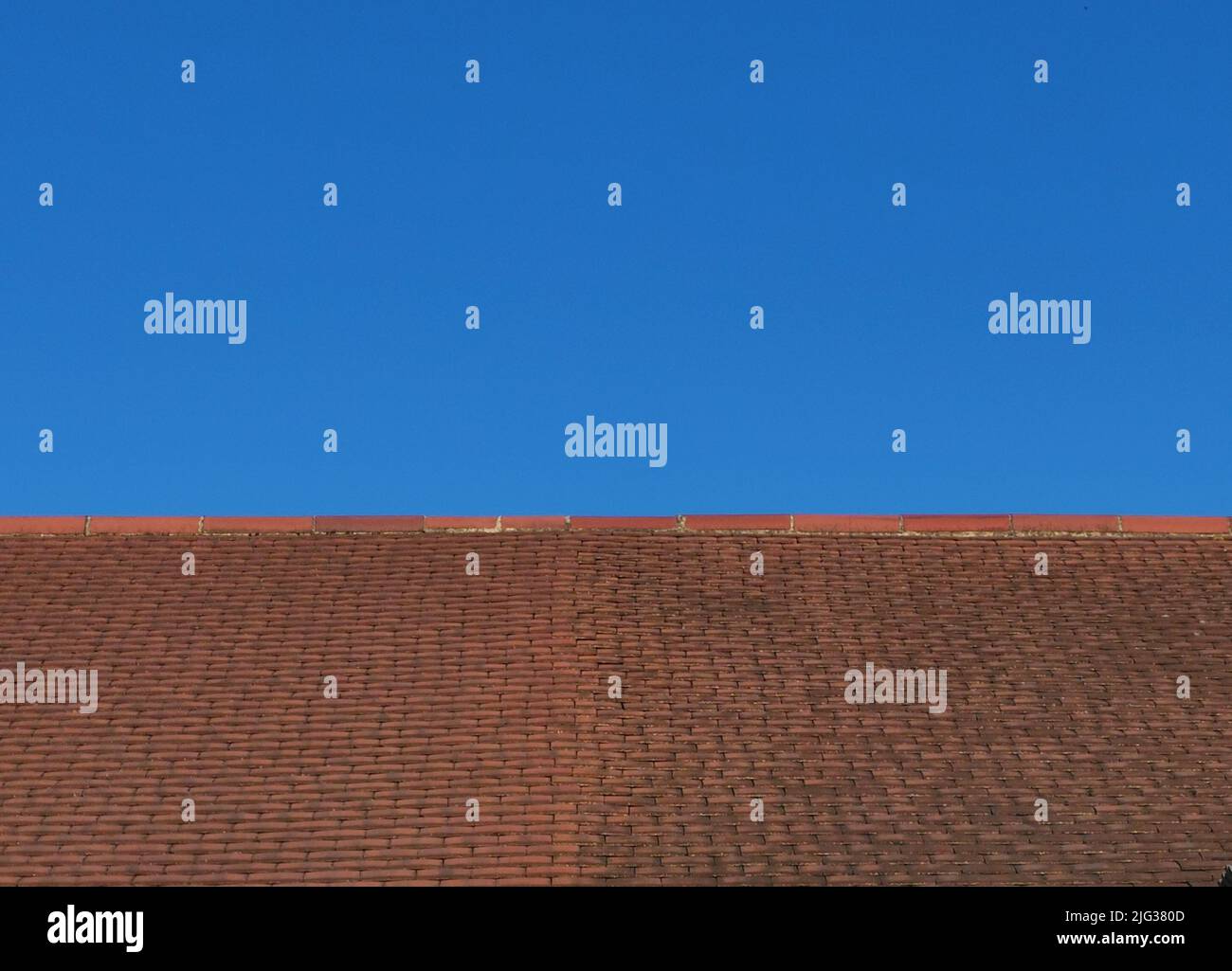 Building with sloping tiled roof hi-res stock photography and images ...