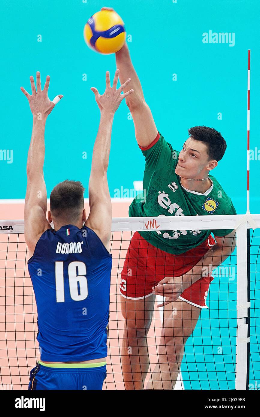 Aleksandar Nikolov (R) from Bulgaria in action against Yuri Romano (L ...