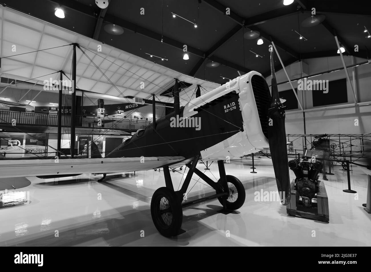 Liberty dh4 plane hi-res stock photography and images - Alamy