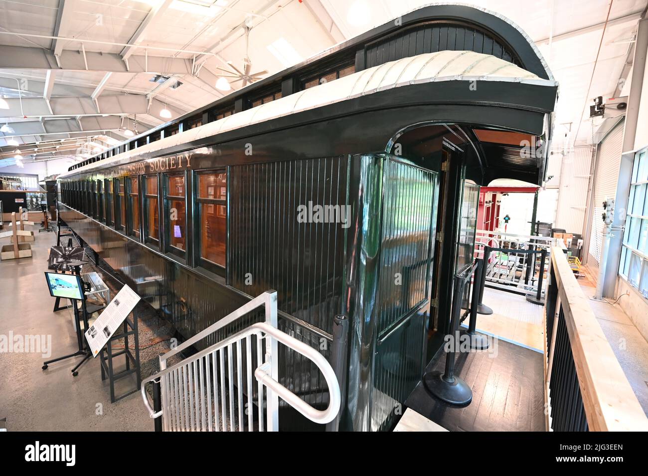 Chapel car hi-res stock photography and images - Alamy