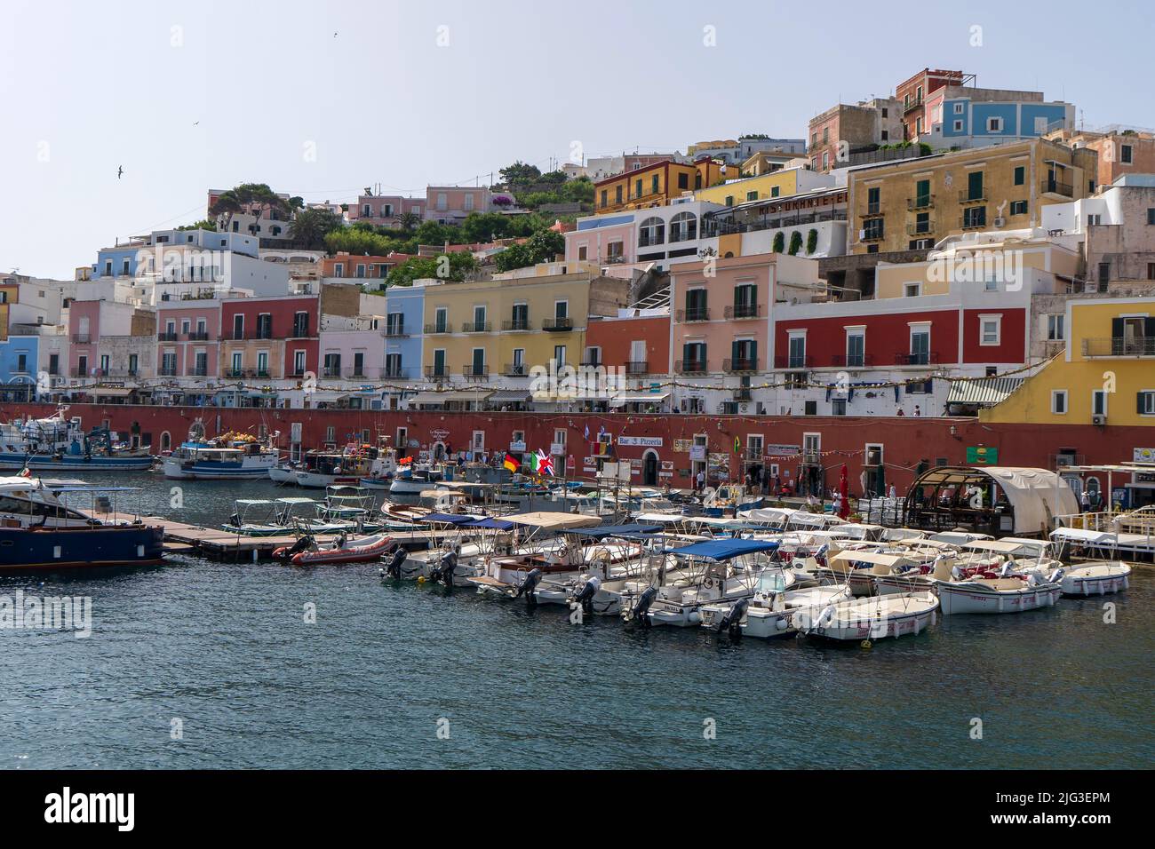 Italy island pontine hi-res stock photography and images - Alamy