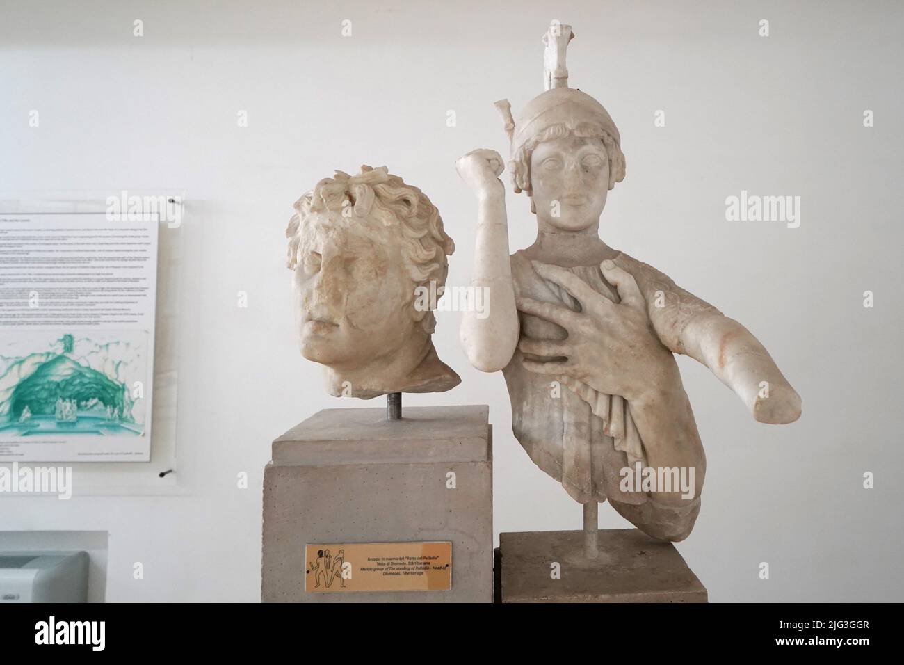 Statue of tiberio hi-res stock photography and images - Alamy