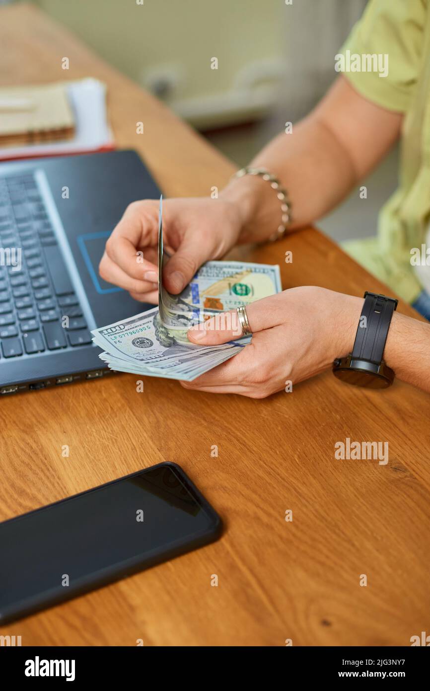 Businessman hands counting cash american dollars banknotes, Finance and ...