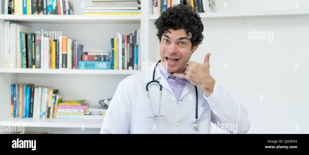 Man patient calling medical hi-res stock photography and images - Alamy