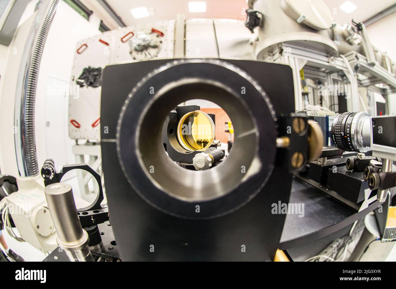 Munich, Bavaria, Germany. 7th July, 2022. Inside the CALA laser labs at ...