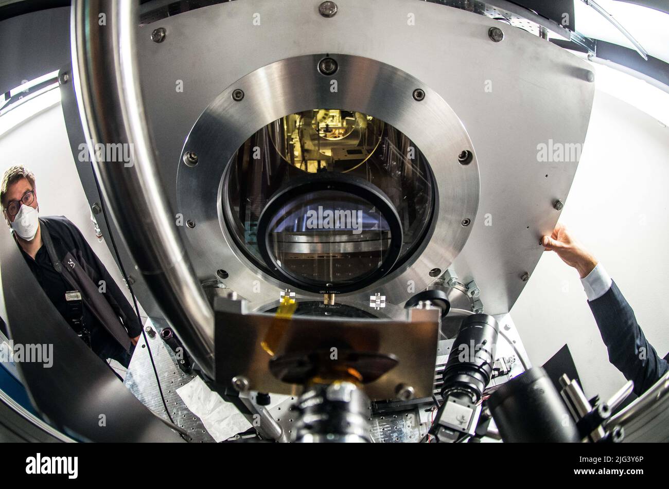 Munich, Bavaria, Germany. 7th July, 2022. Inside the CALA laser labs at ...