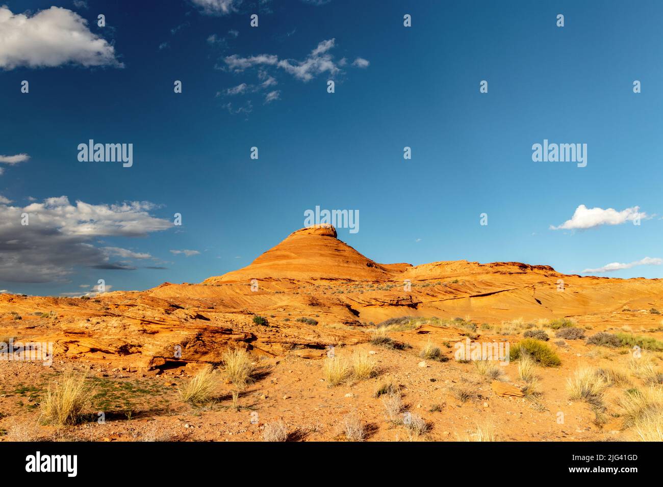 Getting close to the desert surface to capture the hill, The Chains ...