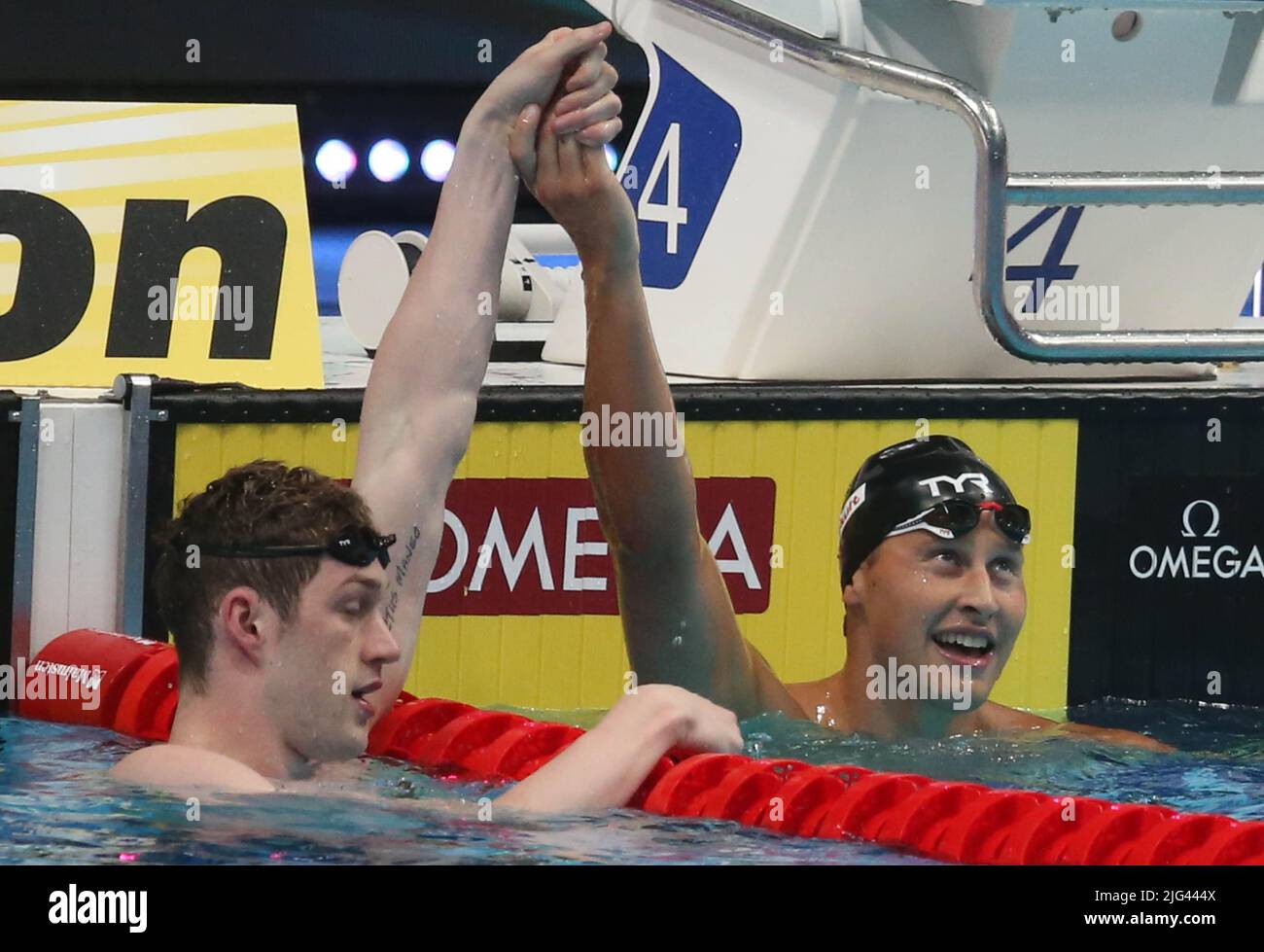 Justin Ress and Hunter Armstrong of USA Finale 50 M Backstroke Men ...