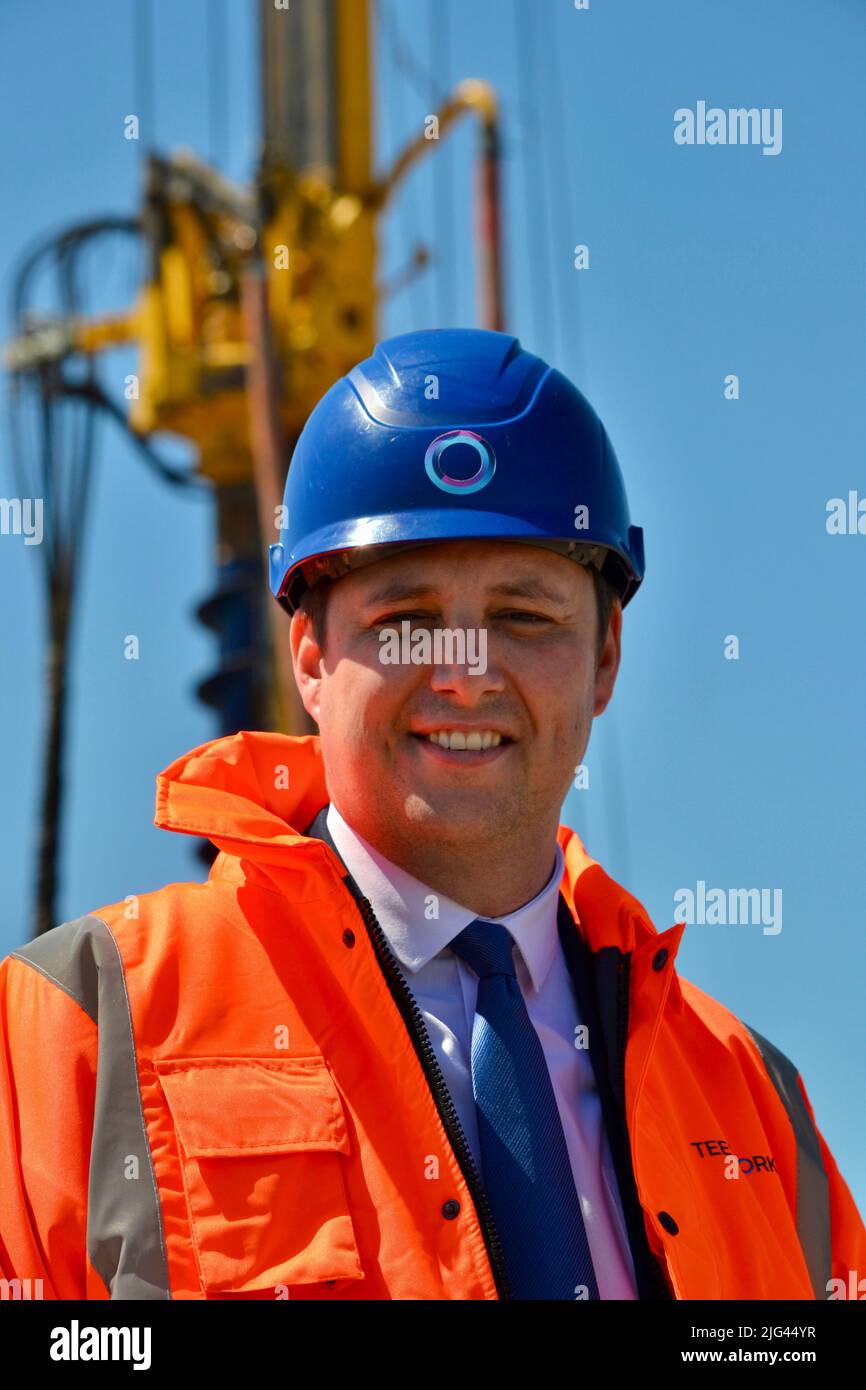 Offshore wind turbine factory uk hi-res stock photography and images ...