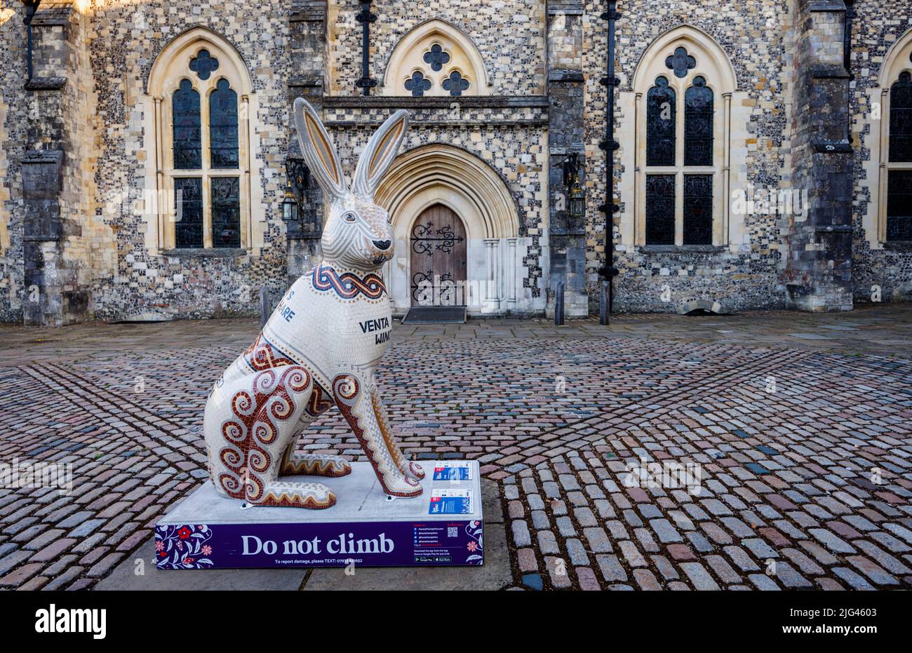 'Lepus Roman Hare', a mosaic sculpture by Emma Abel in the Hares of ...