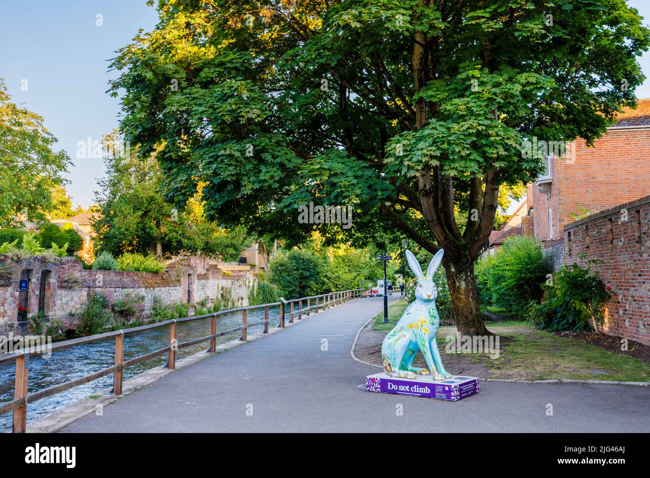 'Chalk Stream River Itchen', a sculpture by Wendy Bramall in the Hares ...