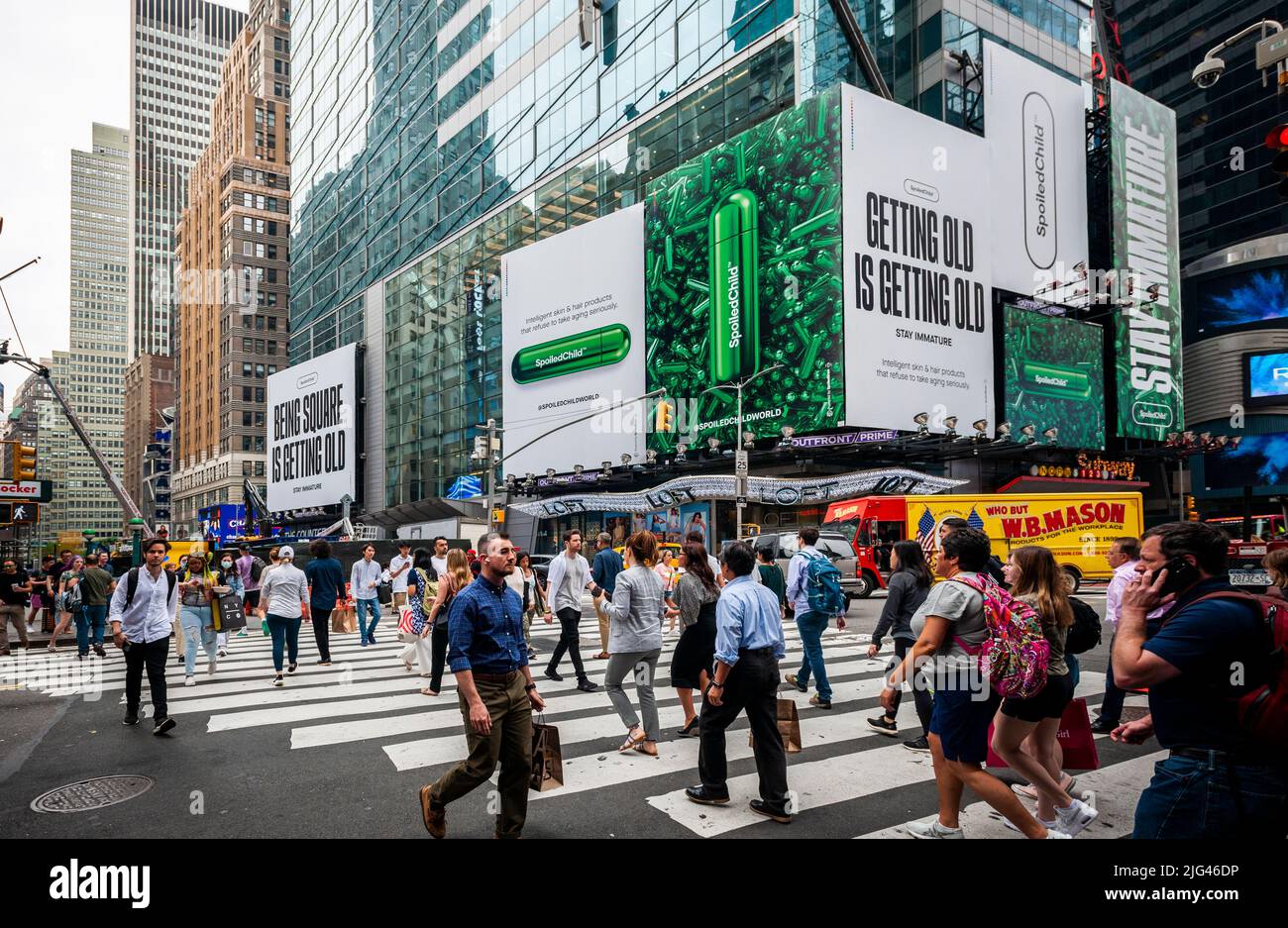 Usa advertisement selling products hi-res stock photography and images ...