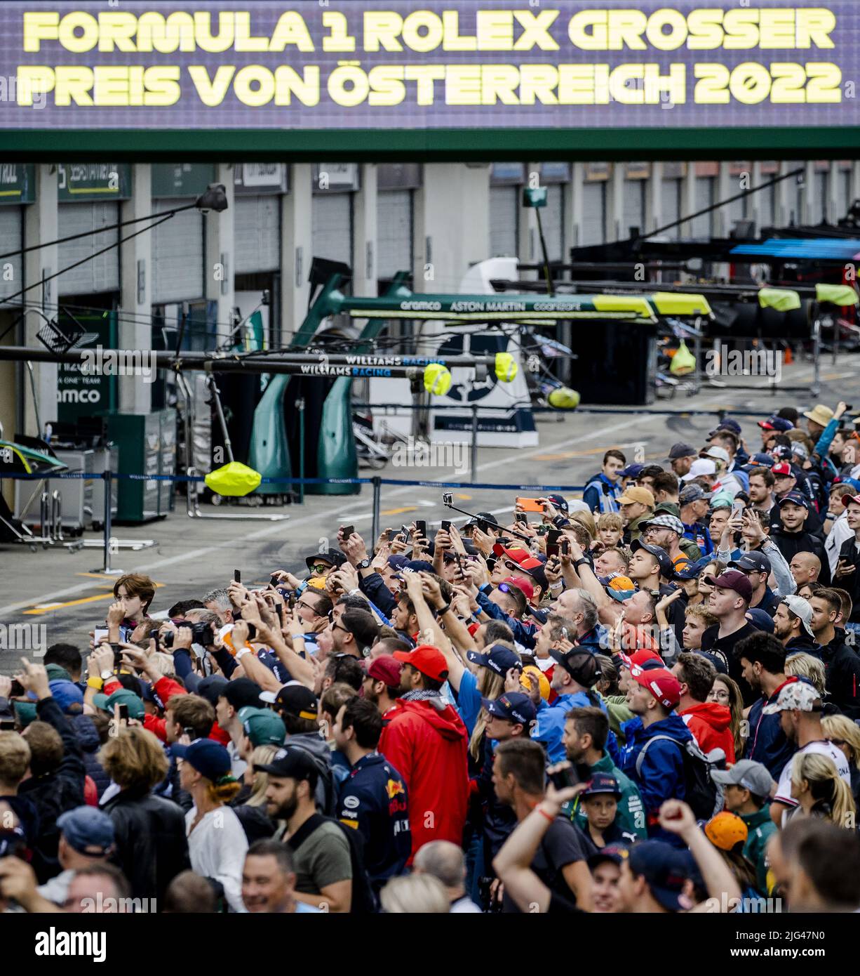 SPIELBERG - Fans watch the pitlane on the Red Bull Ring race track in ...