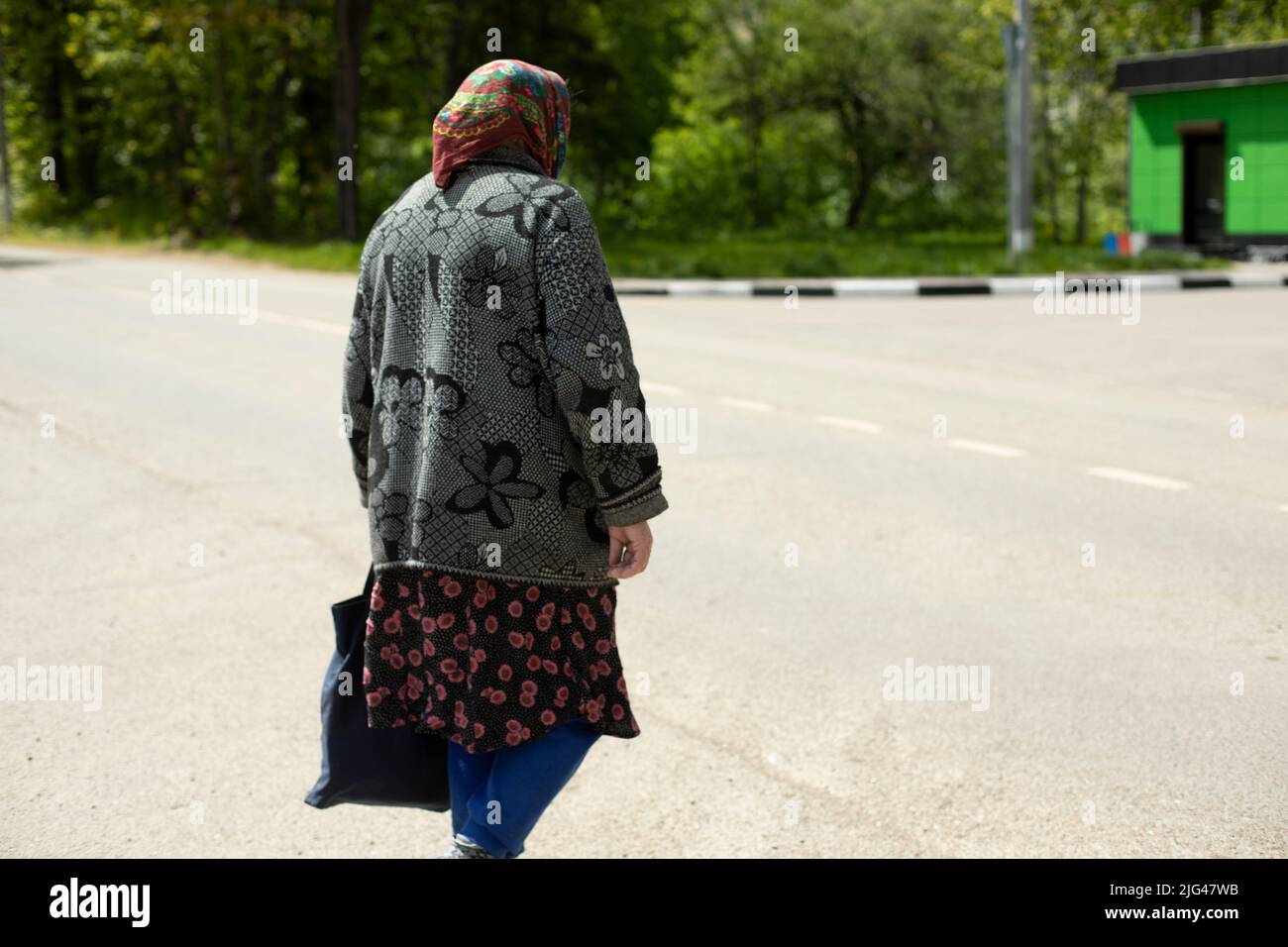 Poor clothes hi-res stock photography and images - Alamy