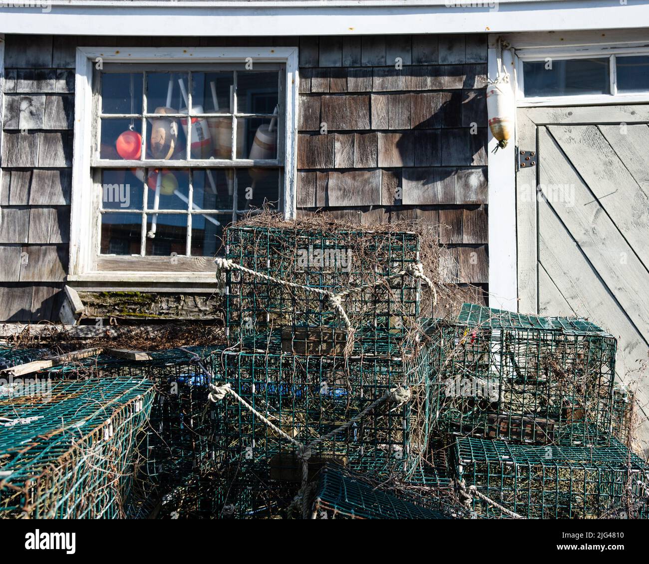 Shingled shack hi-res stock photography and images - Alamy