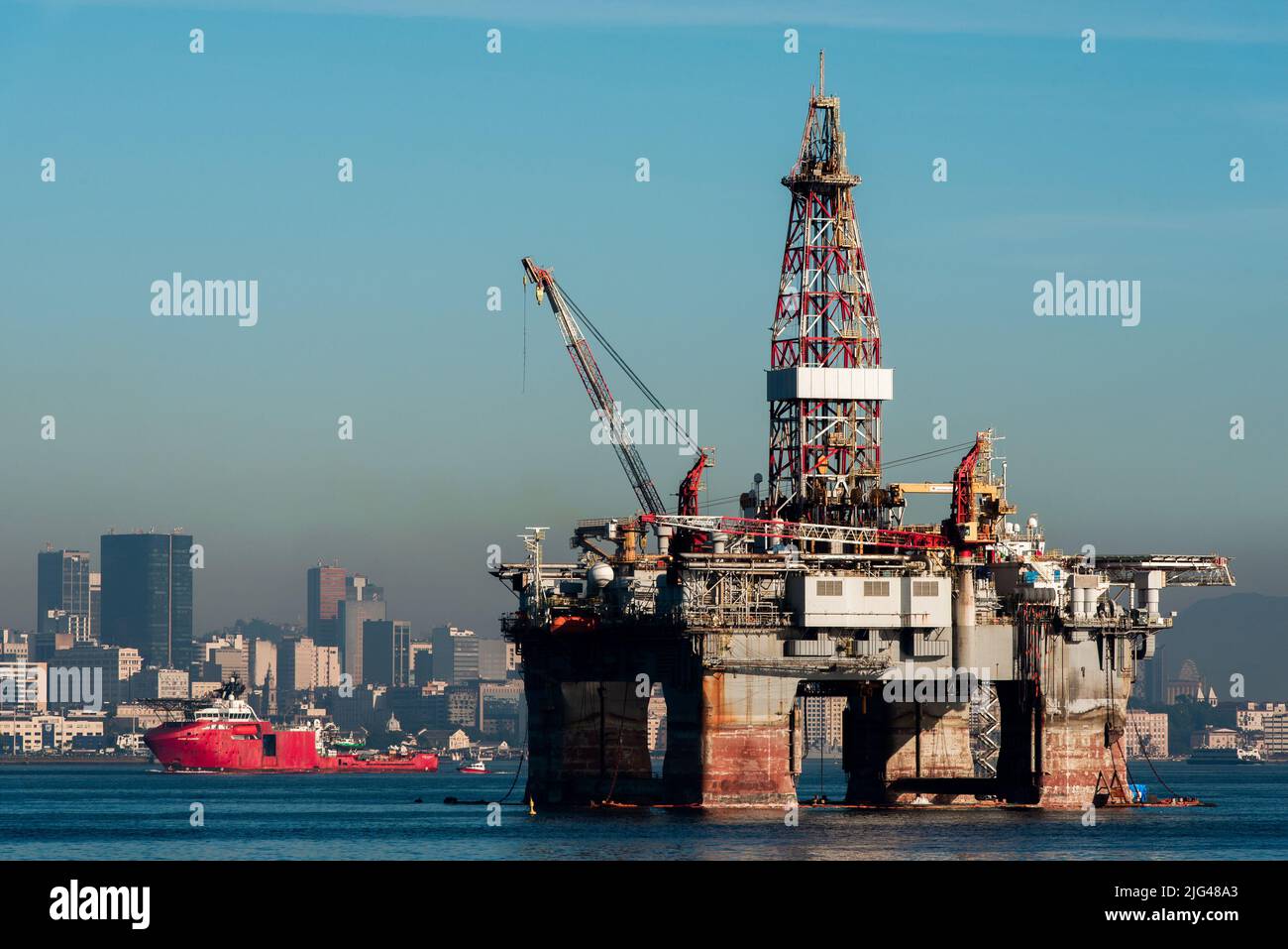 Oil drilling rig rio de janeiro hi-res stock photography and images - Alamy