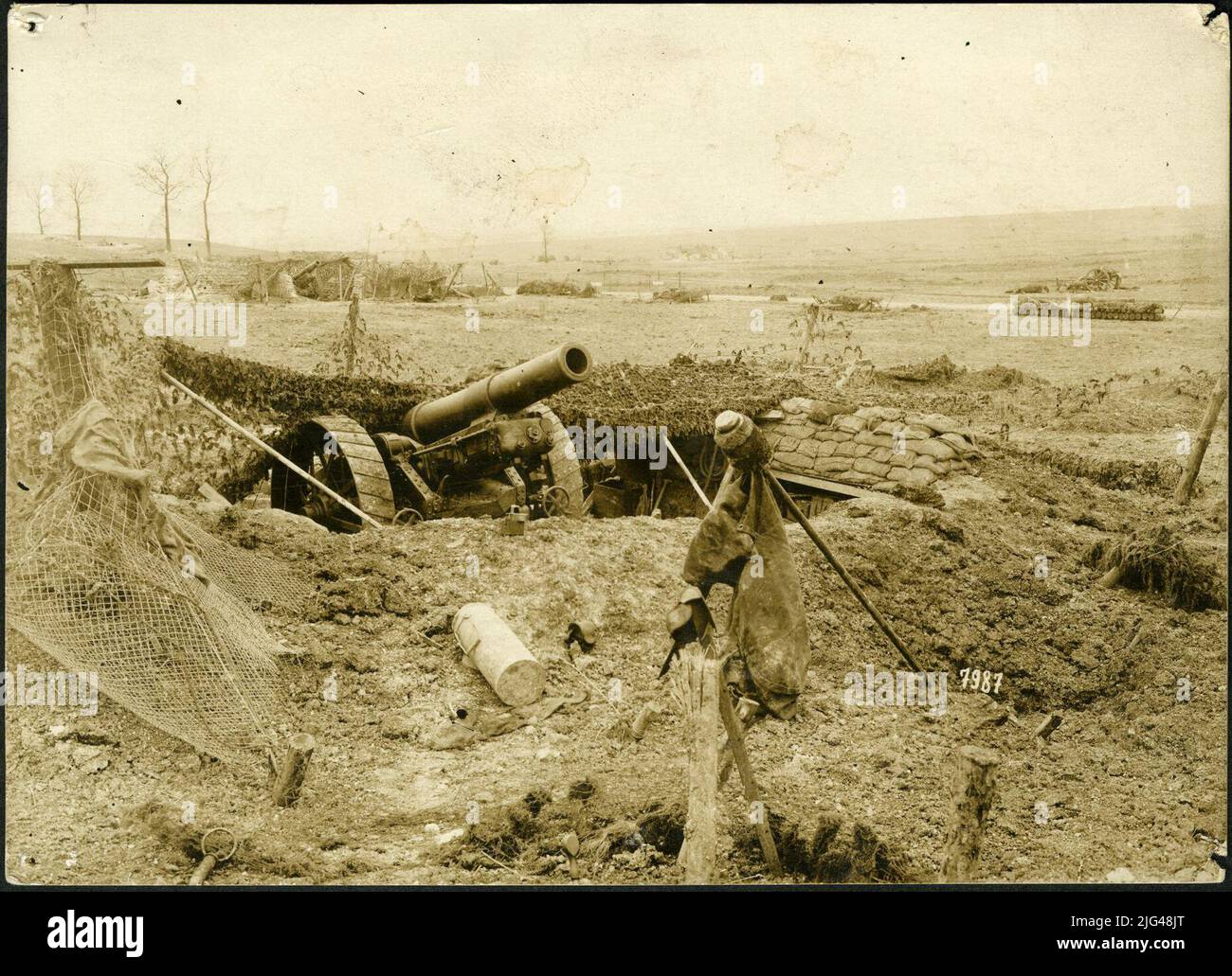The big battle in the west. Heavy English battery captured on the ...