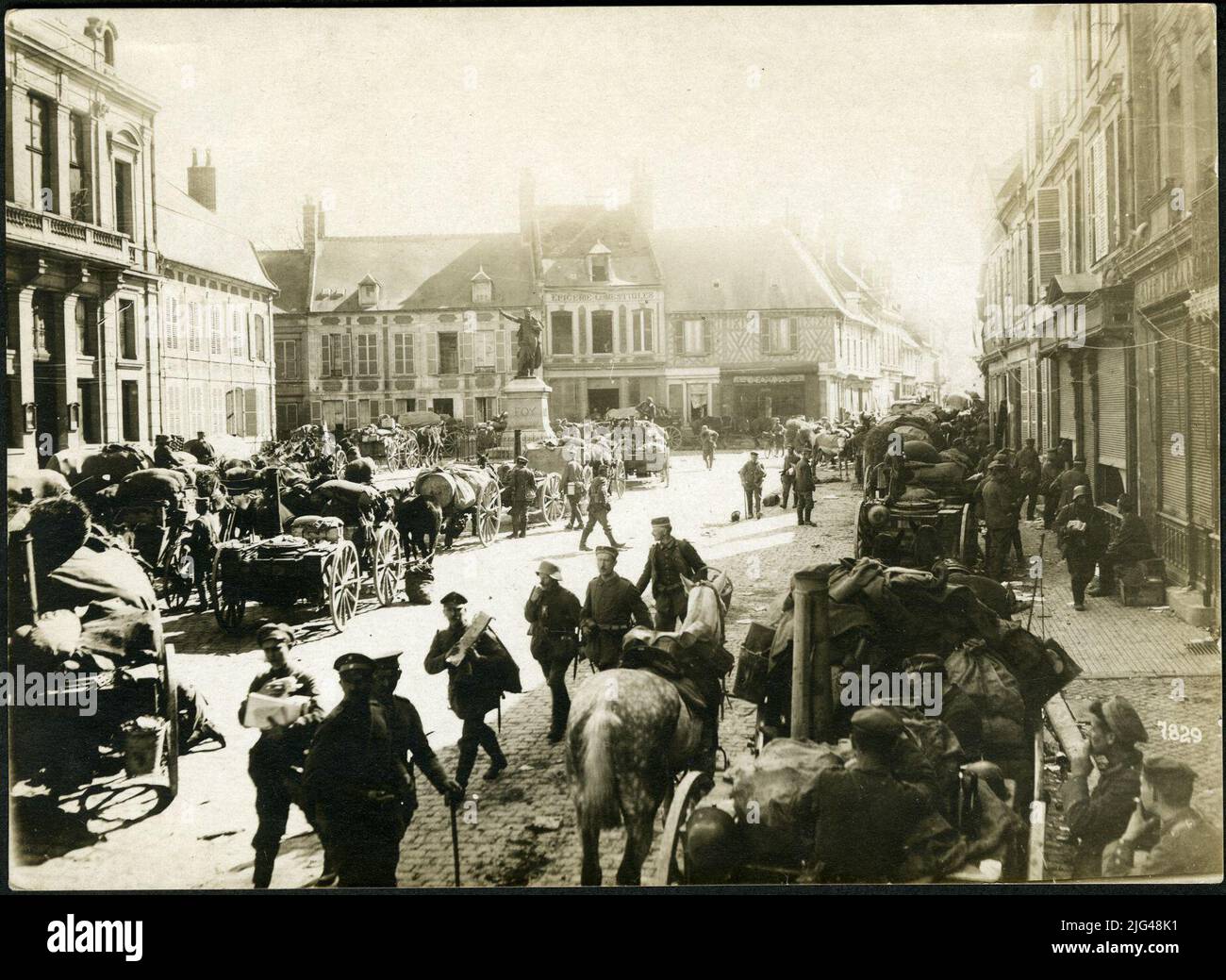 The big battle in the west. German columns on the conquered Ham. (171 ...