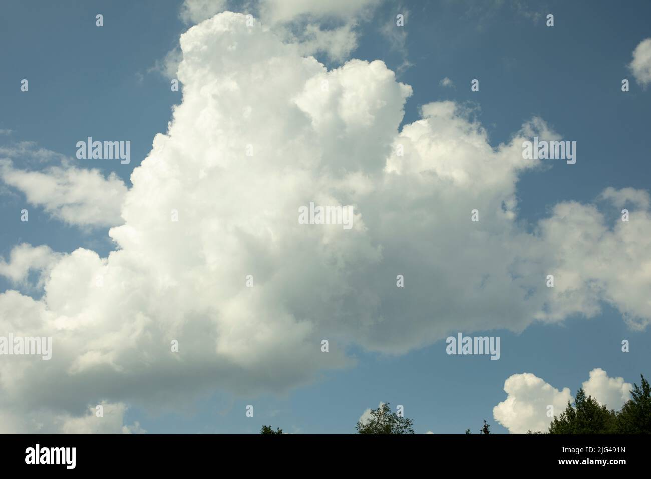 Outer space clouds and wind bright hi-res stock photography and images - Alamy