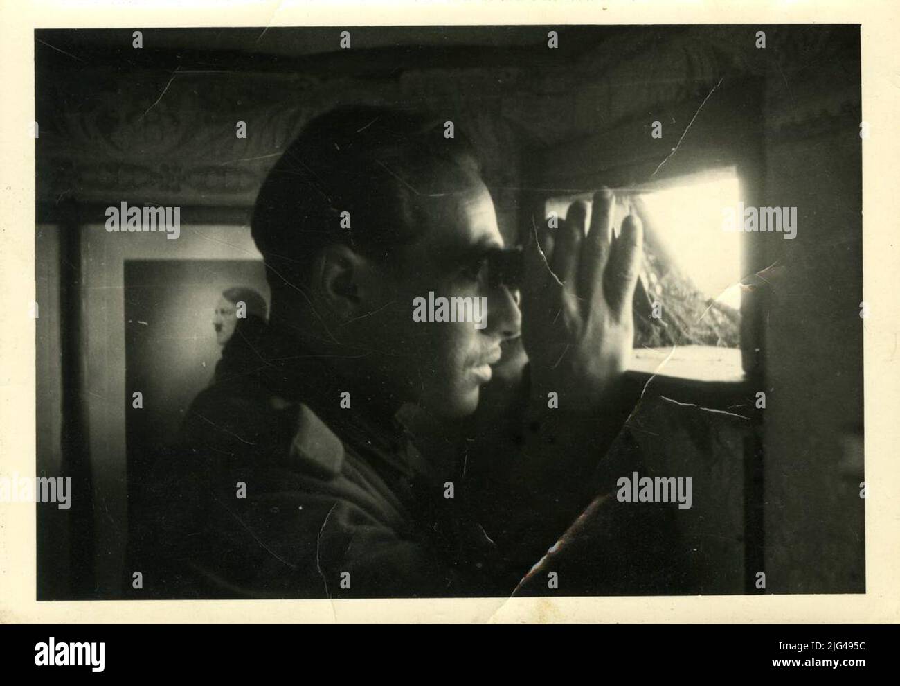 Portrait of Divisionary Soldier with Prismatic. Divisional soldier ...
