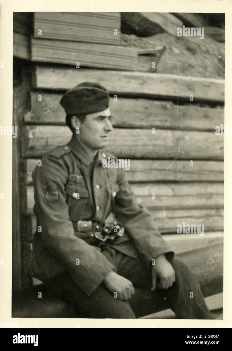 Portrait of Divisionary Soldier with Prismatic. Portrait of divisional ...