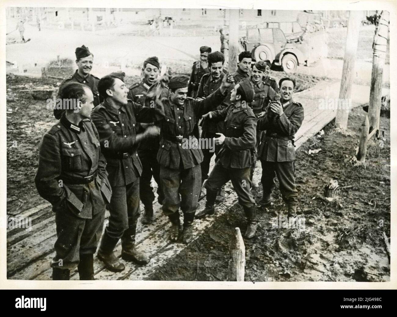 The Spanish volunteers who are used in the fight against the Soviet ...