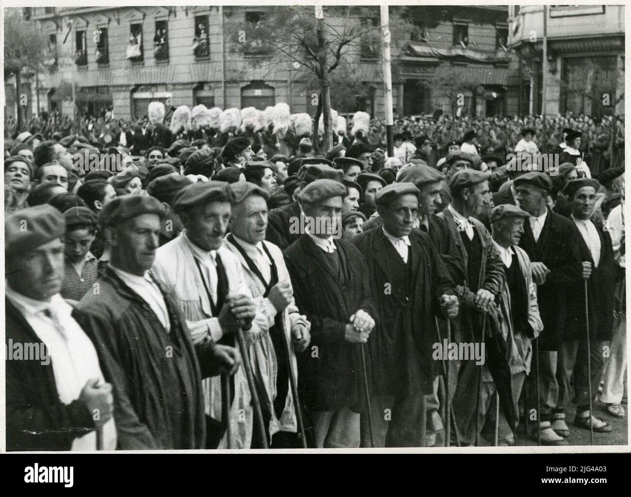 [Basque popular types participating in the San Sebastián parade, 1939 ...