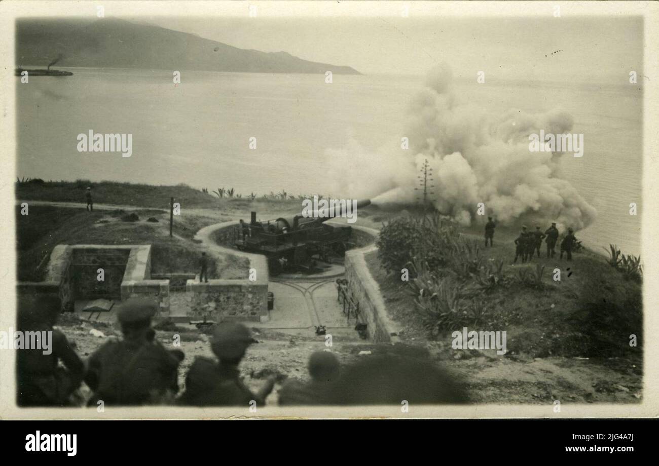 Historical photography of Coastal Artillery, 1930. View of a heavy ...