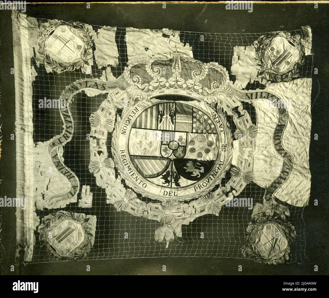 Flag photography of the provincial militias of Jaen, 1940. Coat of real ...