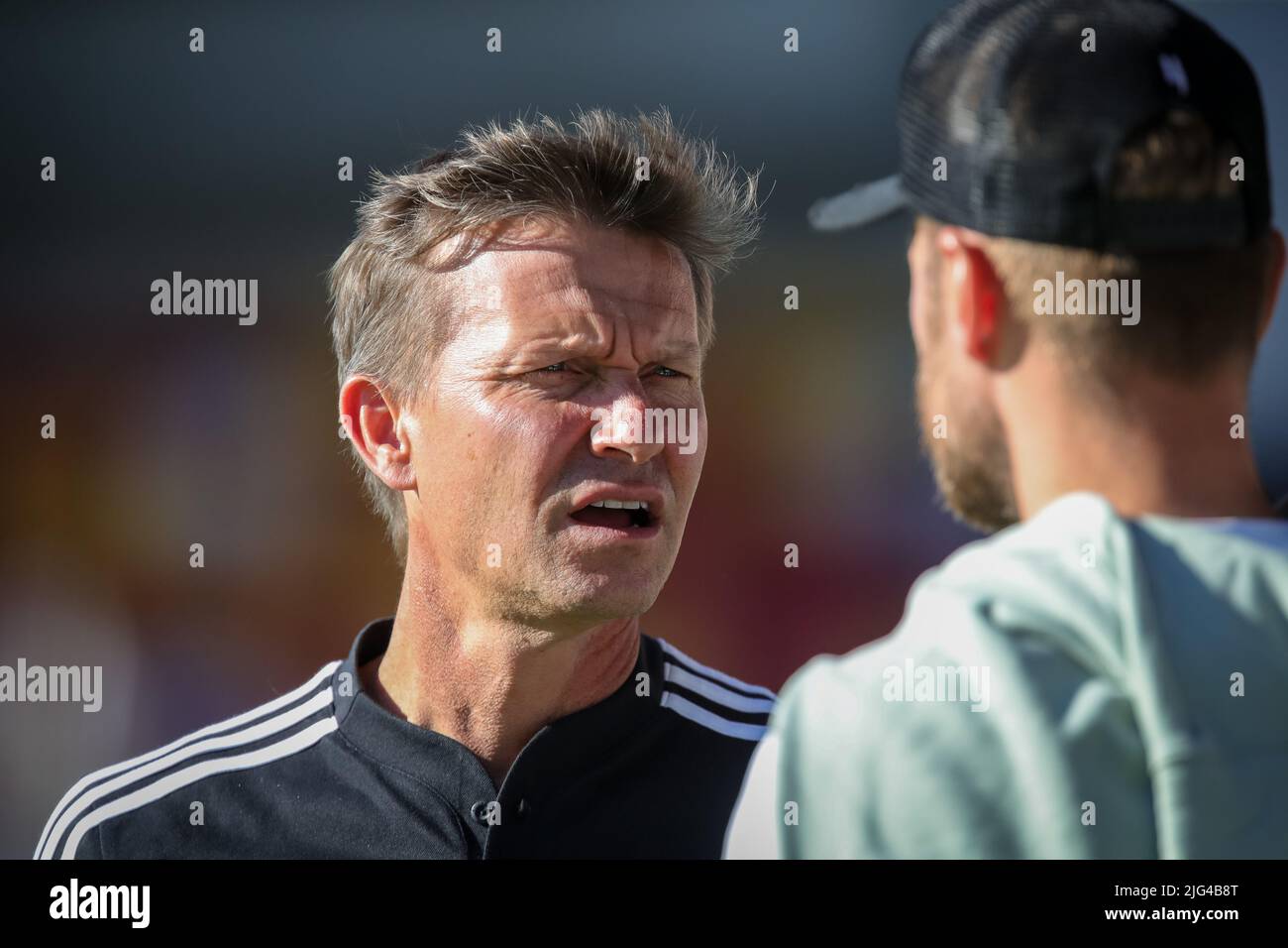 Jesse marsch leeds angry hi-res stock photography and images - Alamy