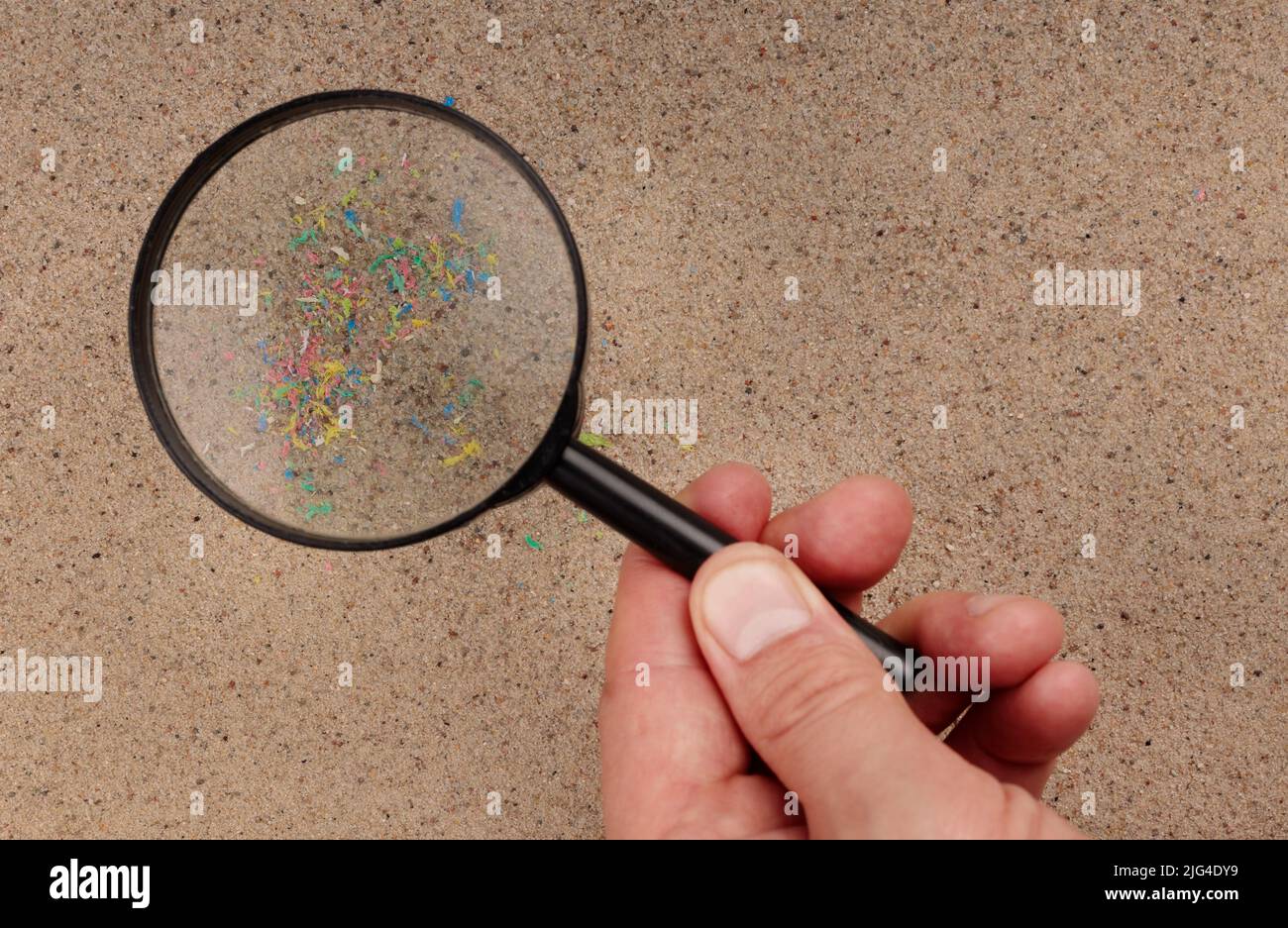 Very fine particles of plastic under the lube. Micro plastic under ...