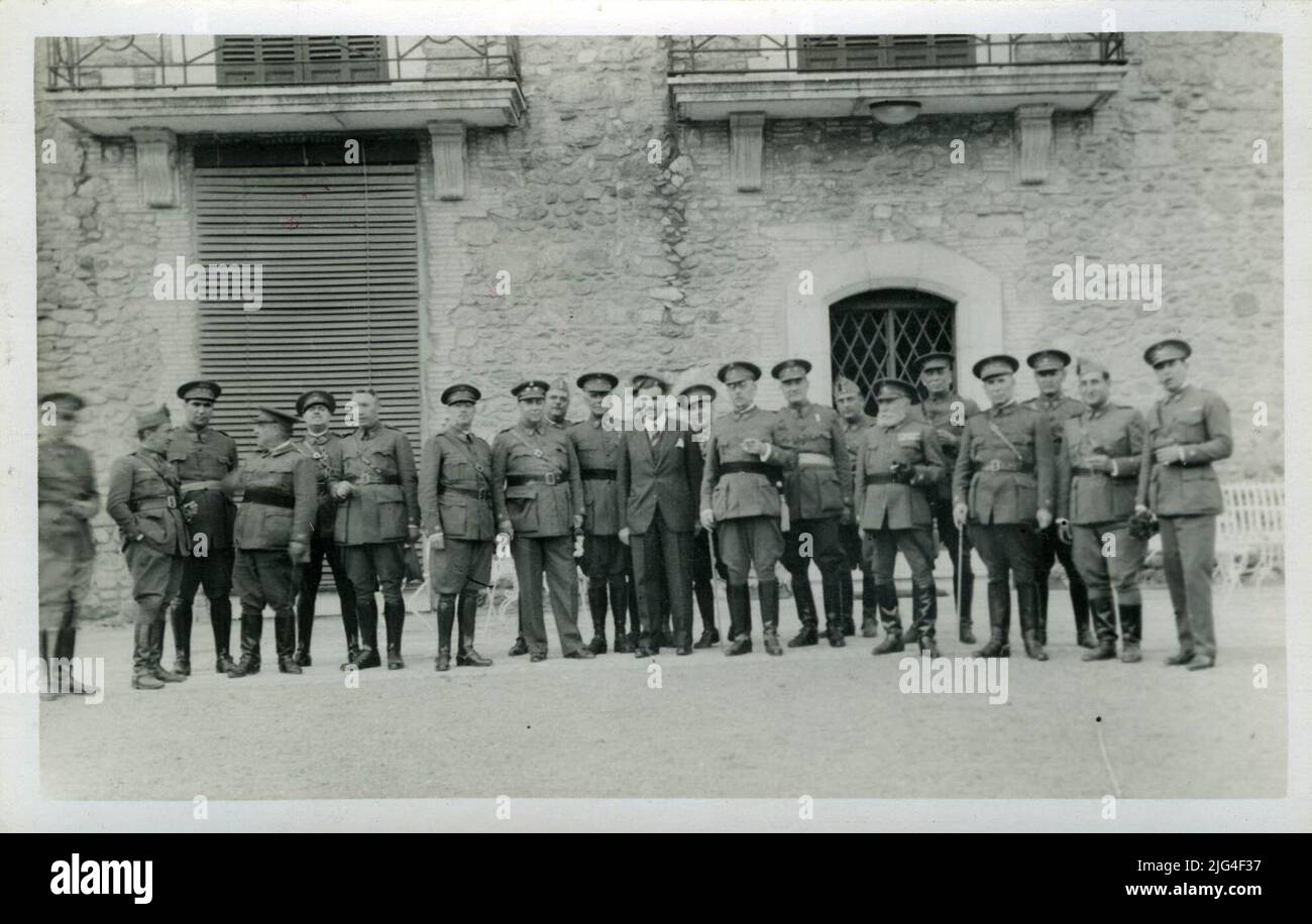Historical photography of a group of military and a civilian, 1930 ...