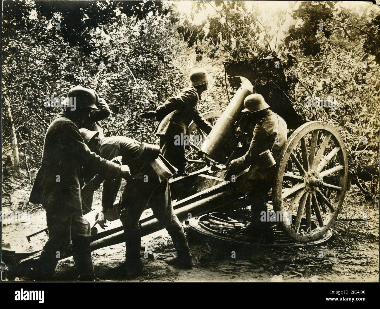 From the West. Captured French 15 cm gun is used by the German ...