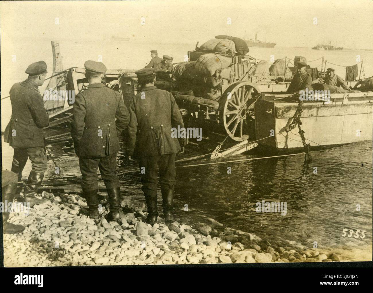 To occupy the island of Oesel. Boot out artillery material on Oesel ...