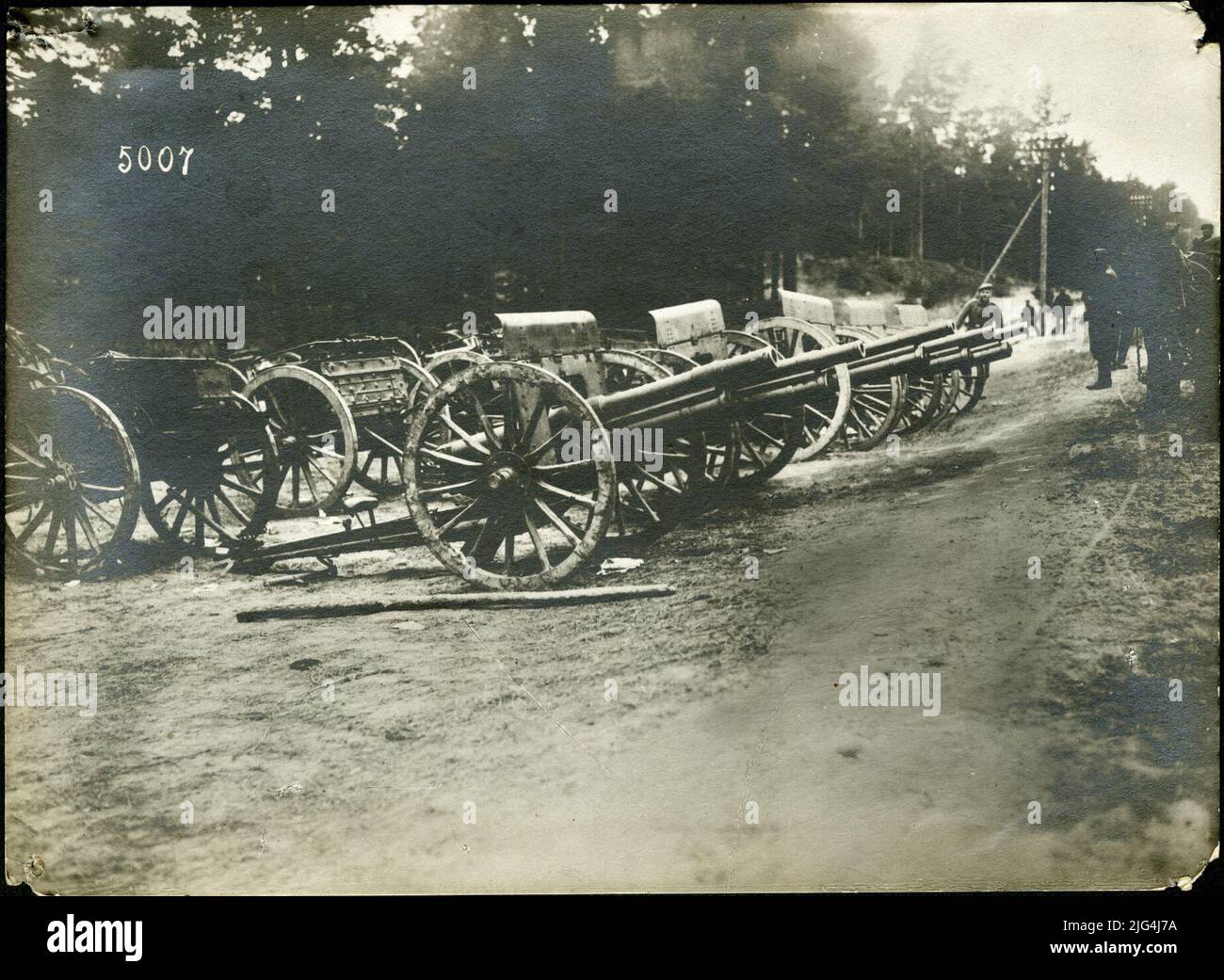 The German advance in the Baltic provinces of Russian war equipment ...