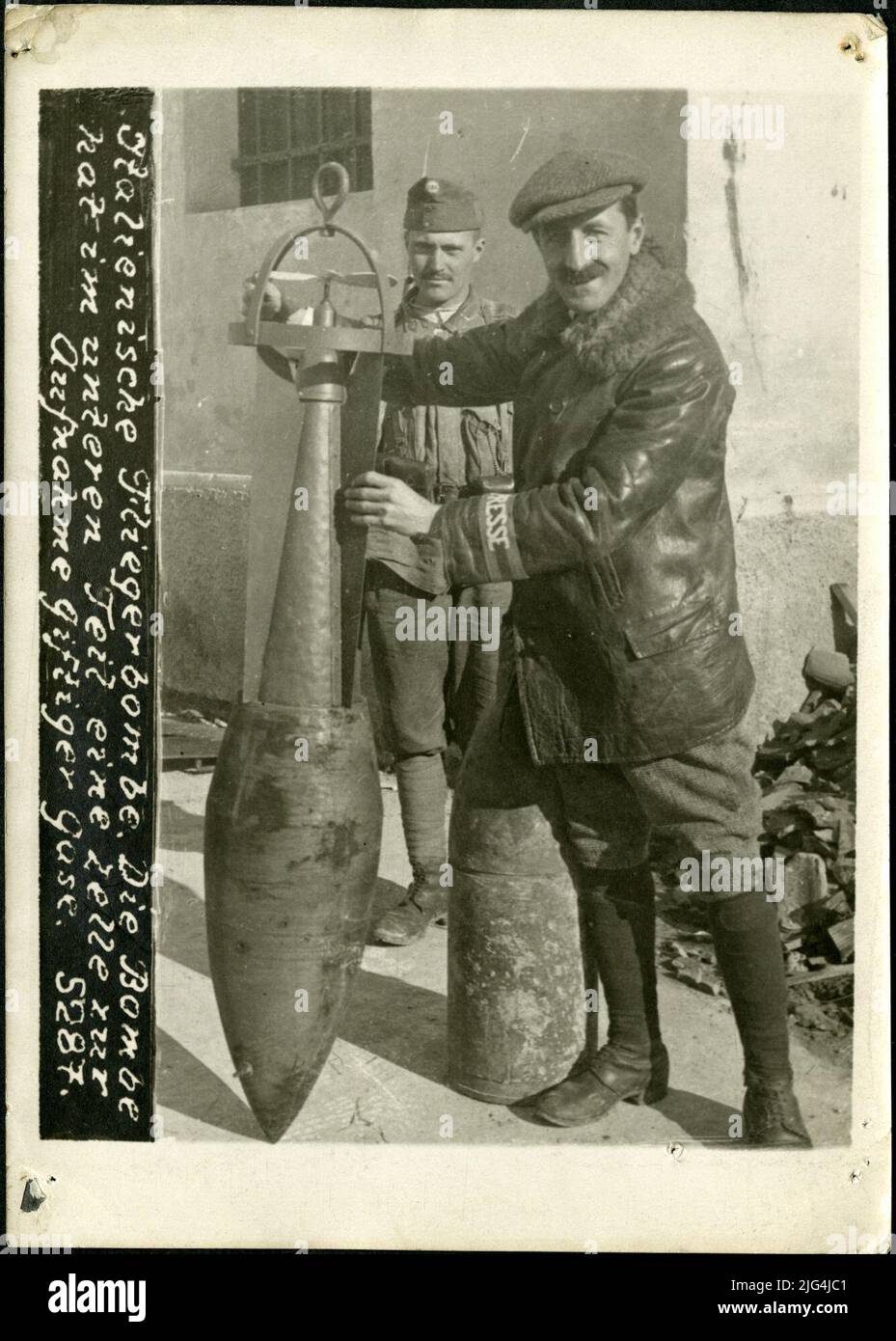 Italian flying bomb. In the lower part, the bomb has a cell to ...